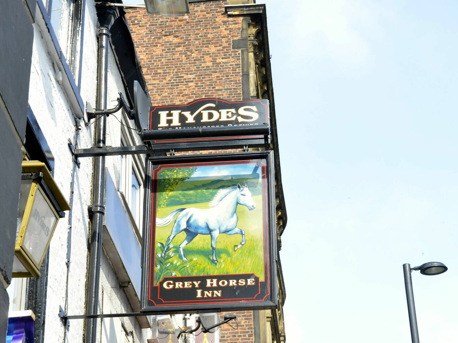 14 Best Pubs in Manchester For Pints And Proper Good Times