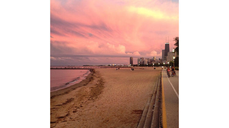 Photos of spectacular Chicago sunrises and sunsets