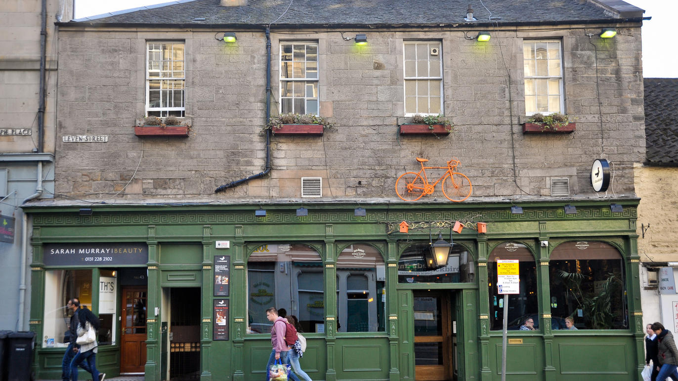 15 Best Bars in Edinburgh Right Now