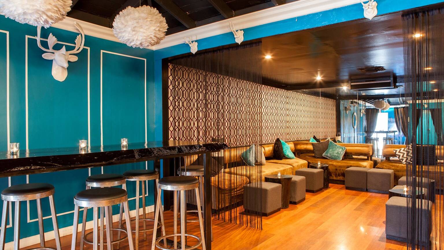 Alley | Bars in Culver City, Los Angeles