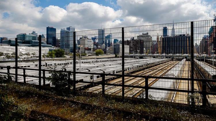 The NYC walking tour of the High Line