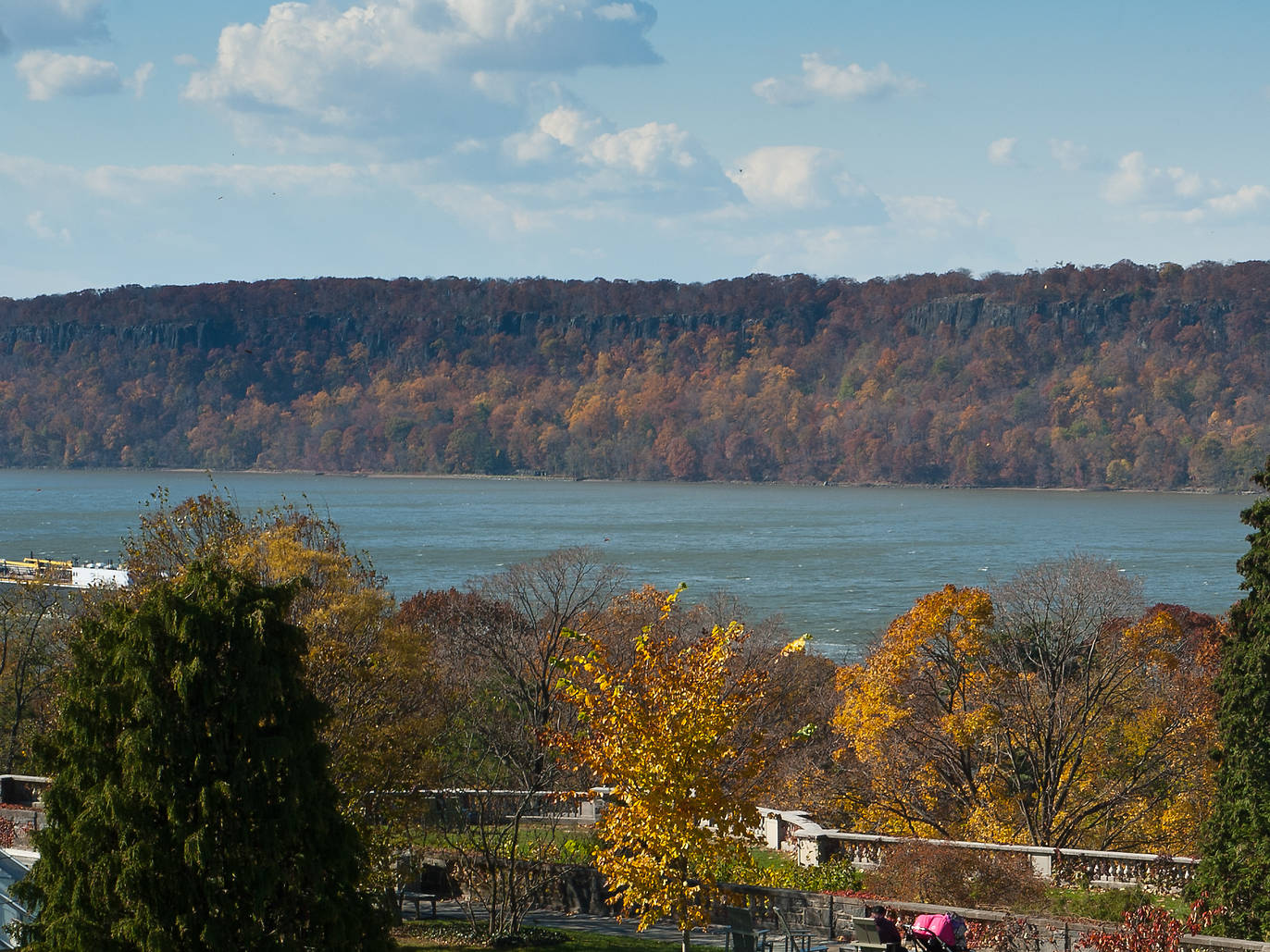 The NYC walking tour of Wave Hill in the Bronx