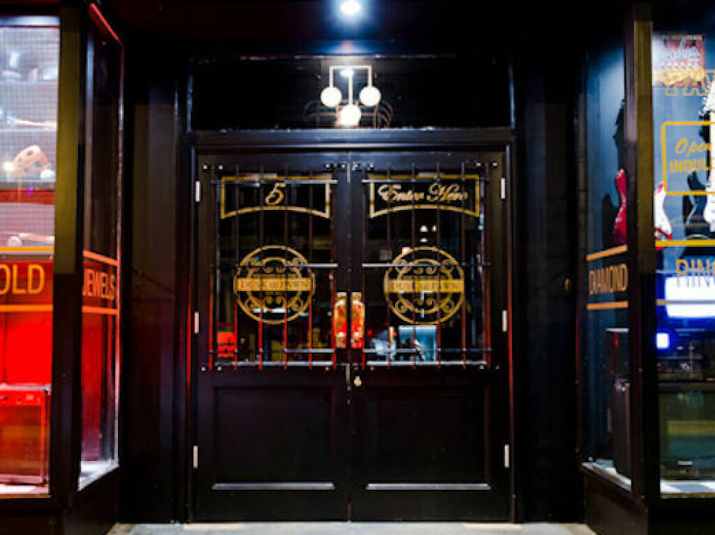 9 Best Cocktail Bars in Manchester Right Now