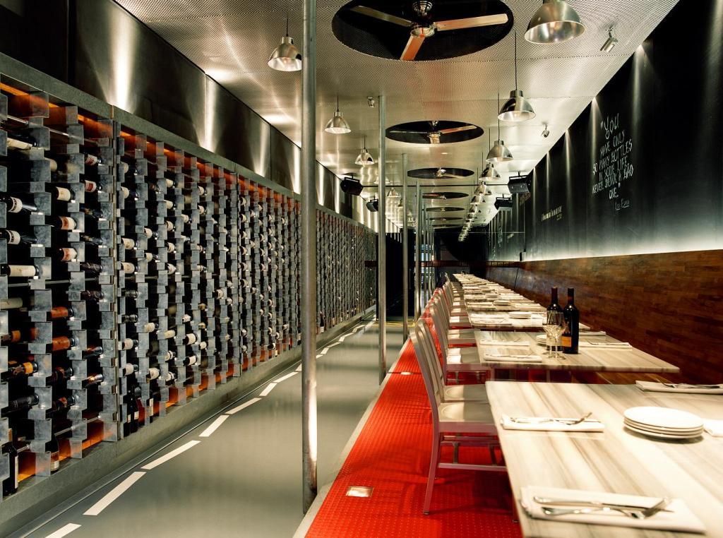 Wine Garage | Restaurants in Raffles Place, Singapore