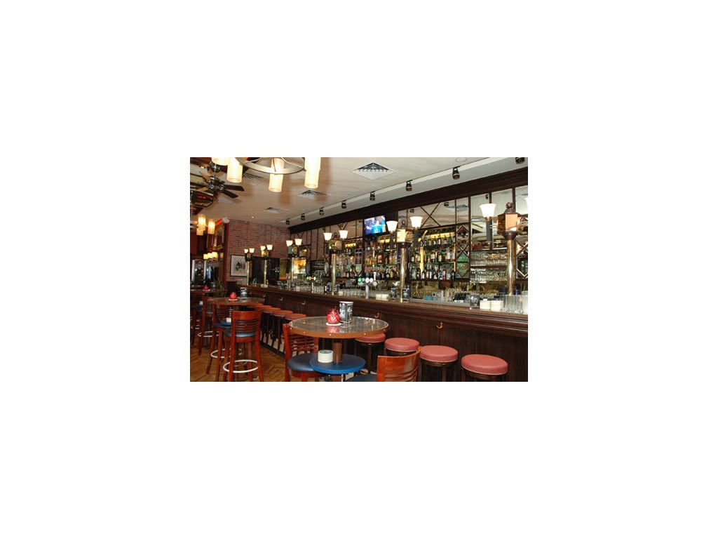 Harry's @ The Sail Marina Bay | Clubs in Raffles Place, Singapore