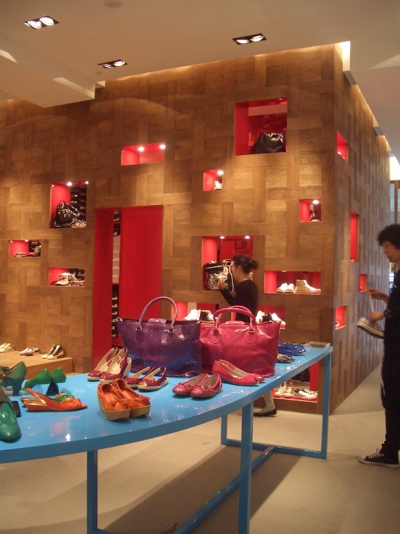 Pedder Red | Shopping in Orchard, Singapore