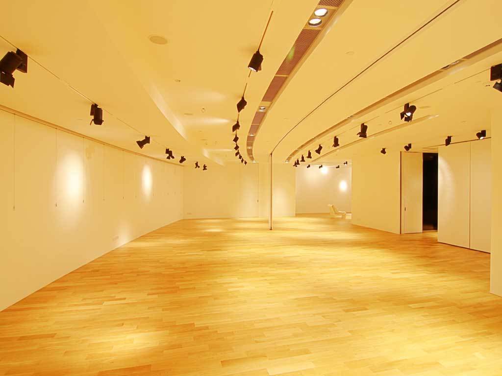 ION Art Gallery | Art in Orchard, Singapore