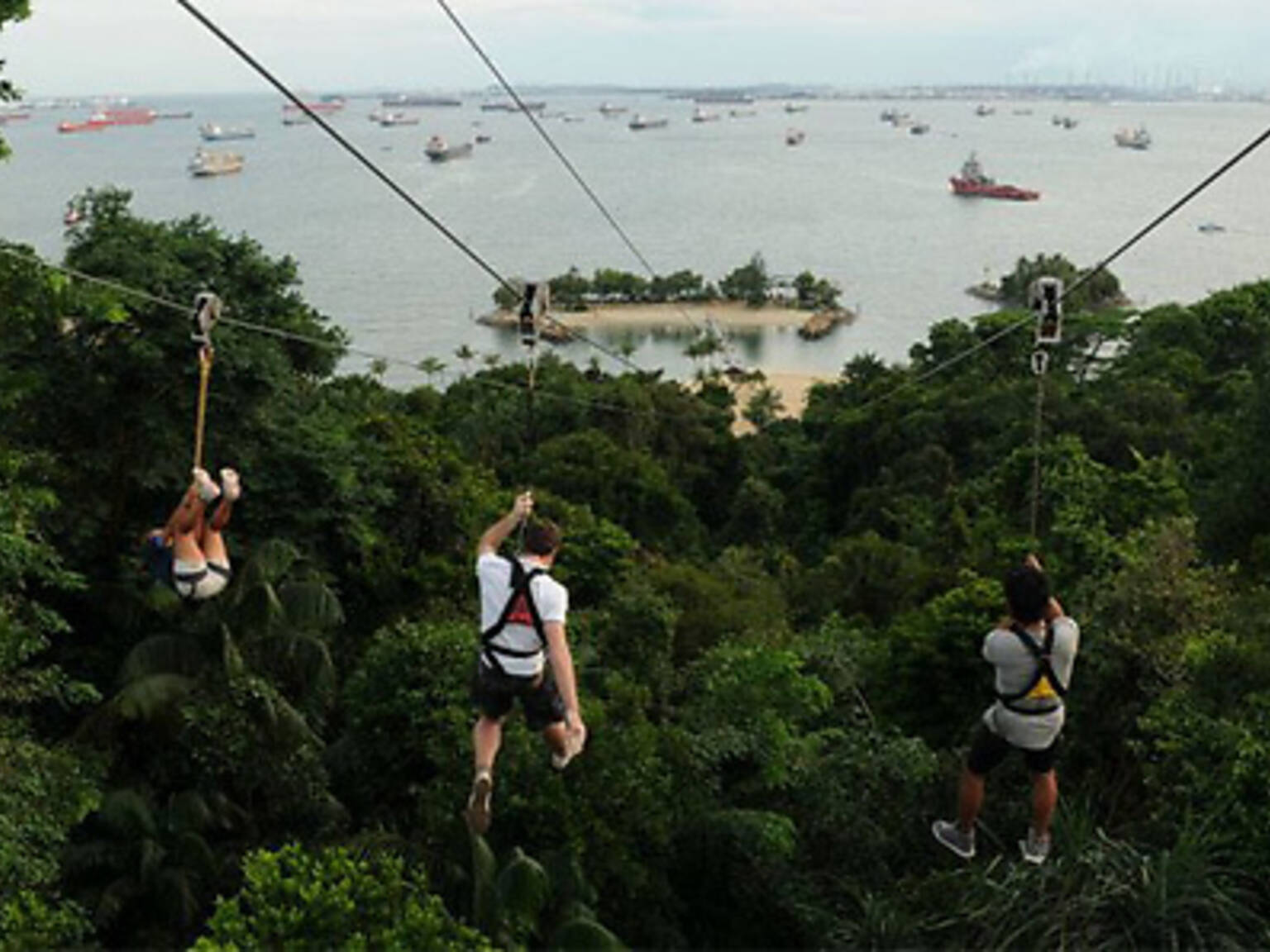 10 Best Corporate Team Bonding Activities in Singapore