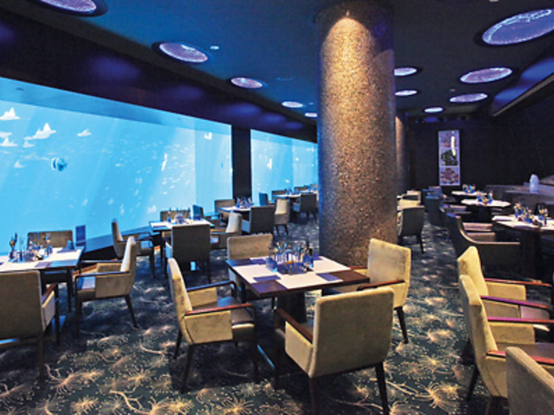 11 Best Restaurants and Cafés at Sentosa
