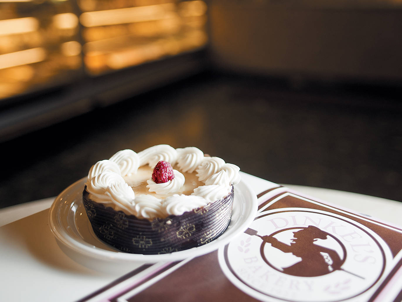 22 Amazing Bakeries in Chicago For Cakes, Pastries and Coffee