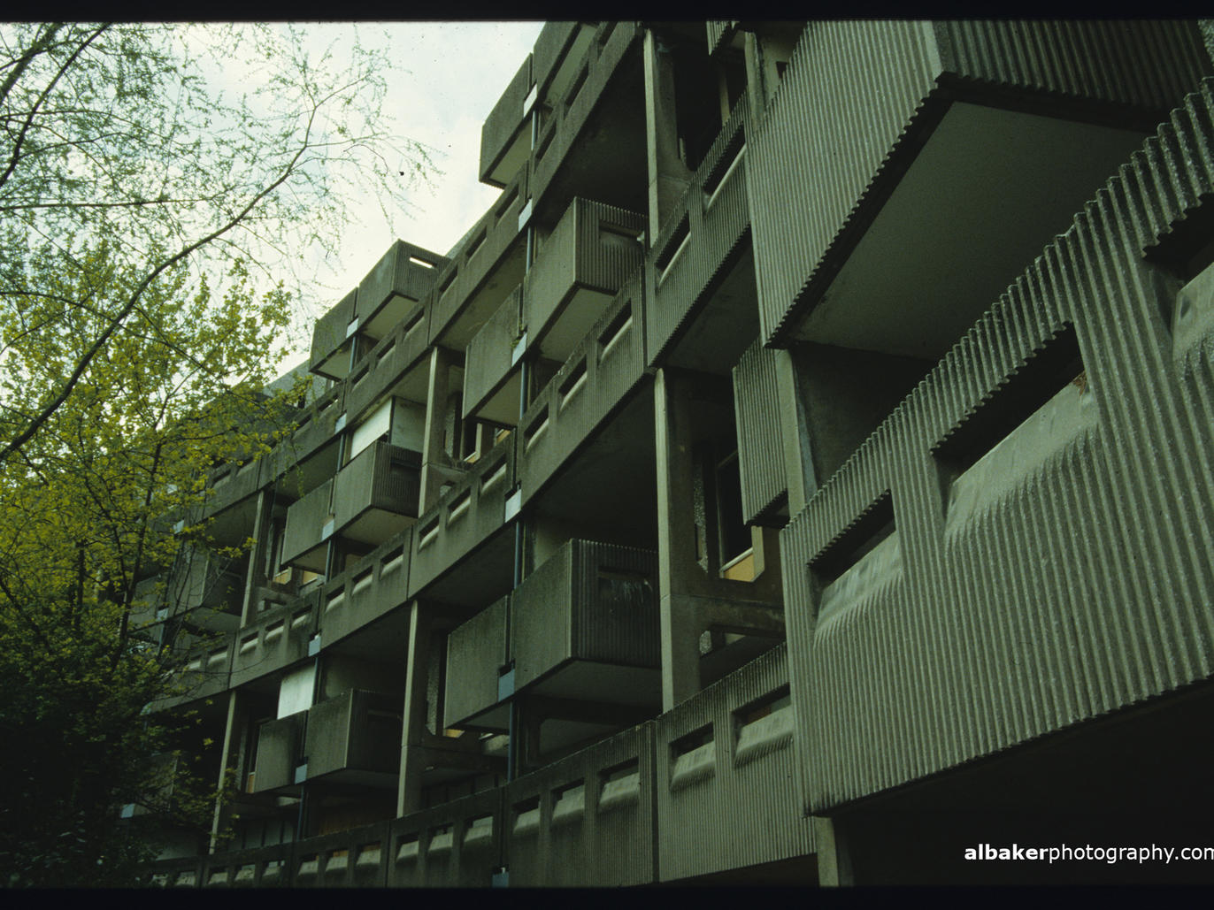 23 fascinating photos of old Hulme from Al Baker