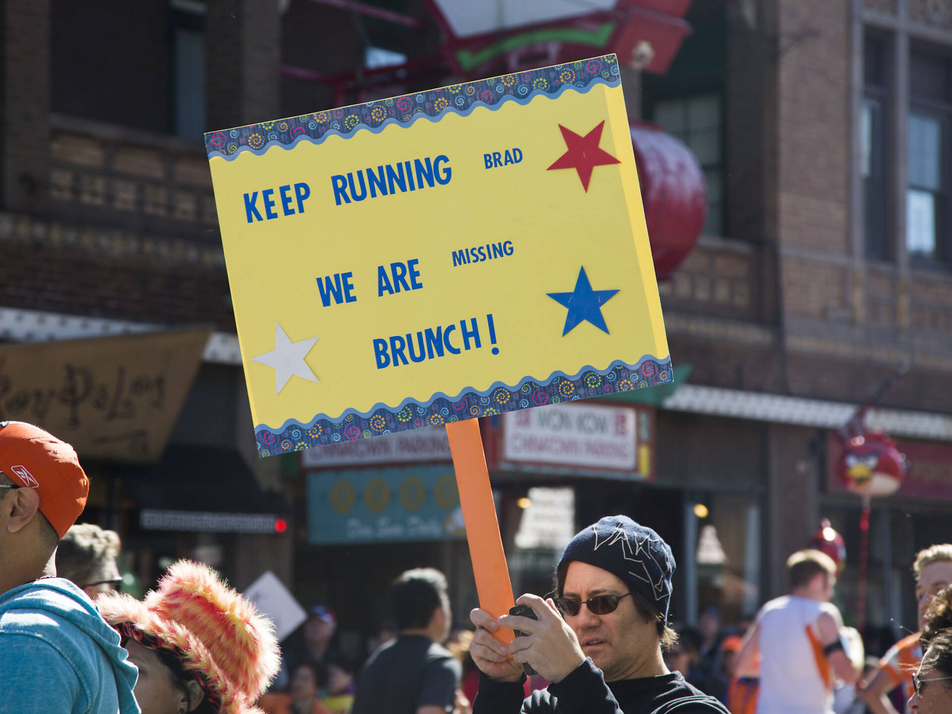 The funniest spectator signs from past marathons