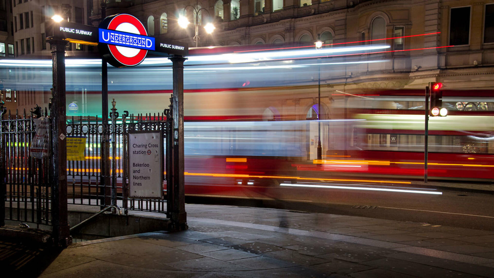 41 beautiful photos of the London Underground