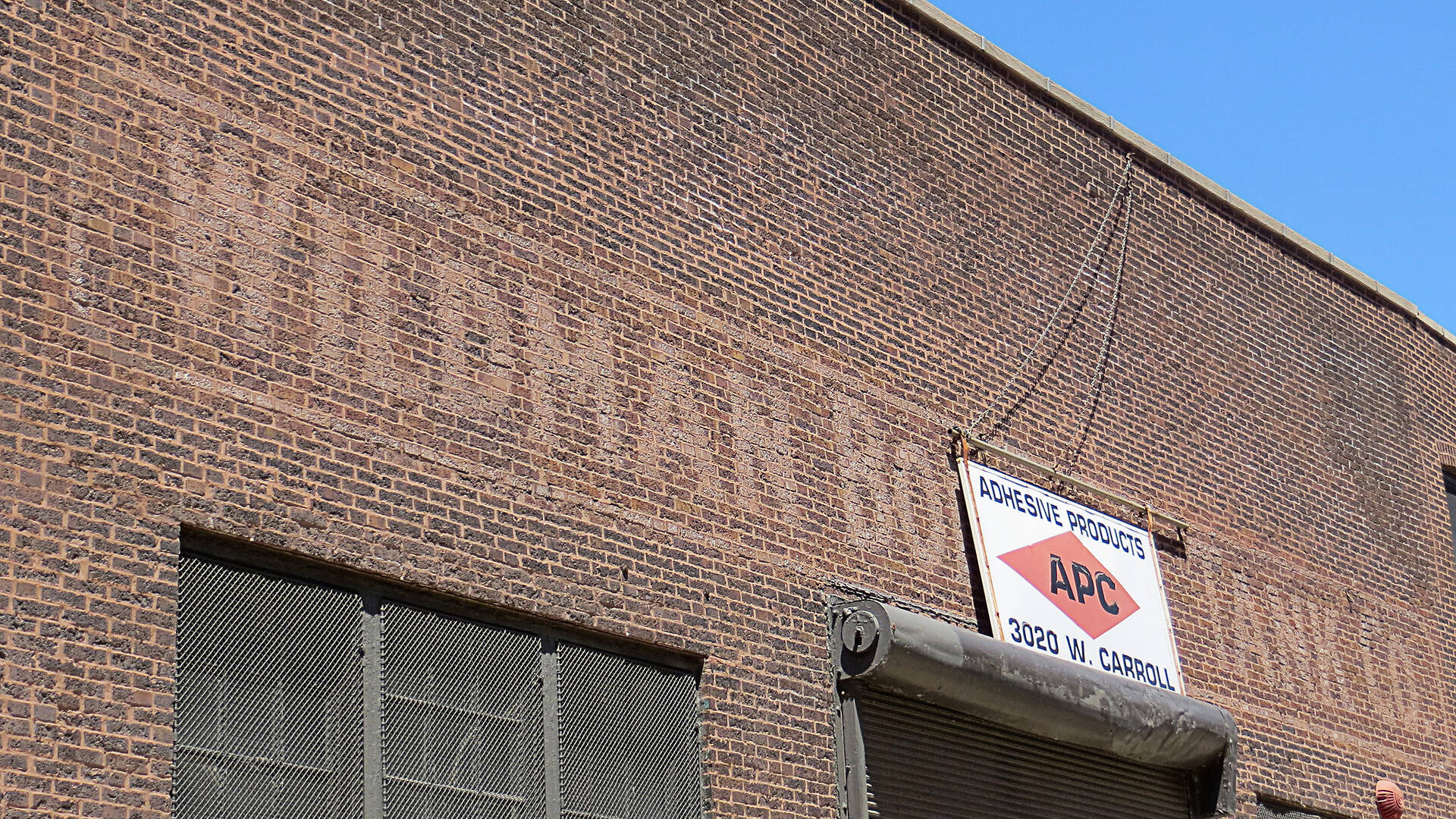 Ghost signs in Chicago: advertisements from the past
