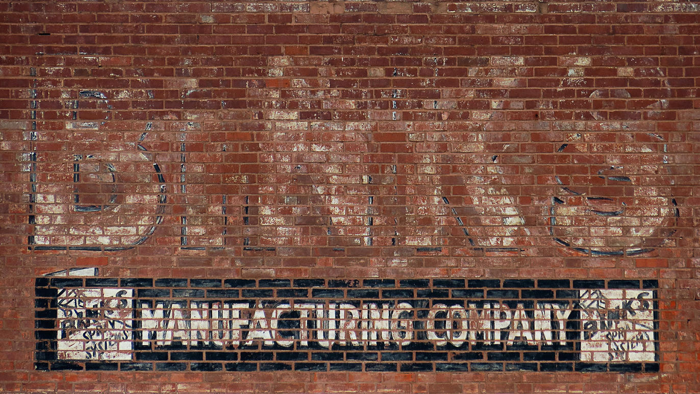 Ghost signs in Chicago: advertisements from the past