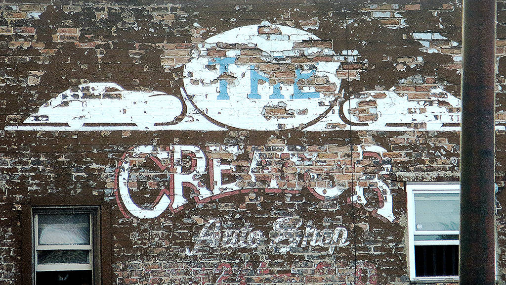 Ghost signs in Chicago: advertisements from the past