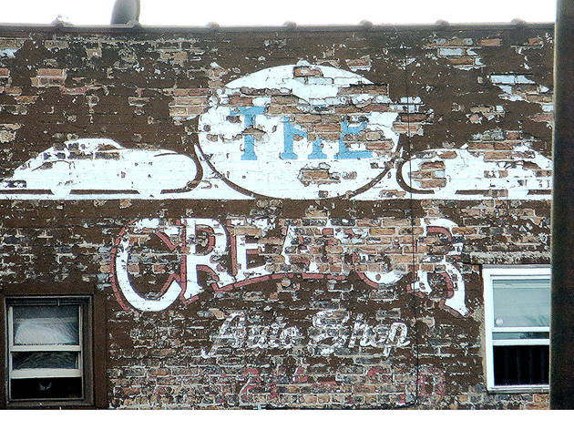 Ghost signs in Chicago: advertisements from the past