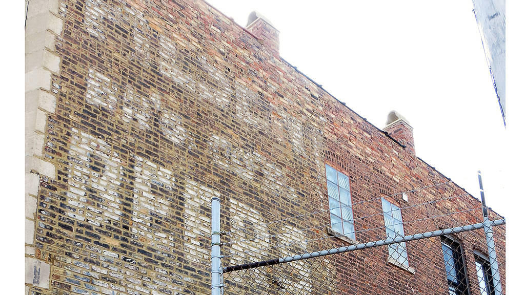 Ghost signs in Chicago: advertisements from the past