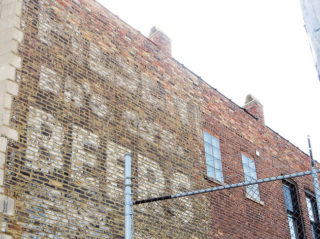 Ghost signs in Chicago: advertisements from the past