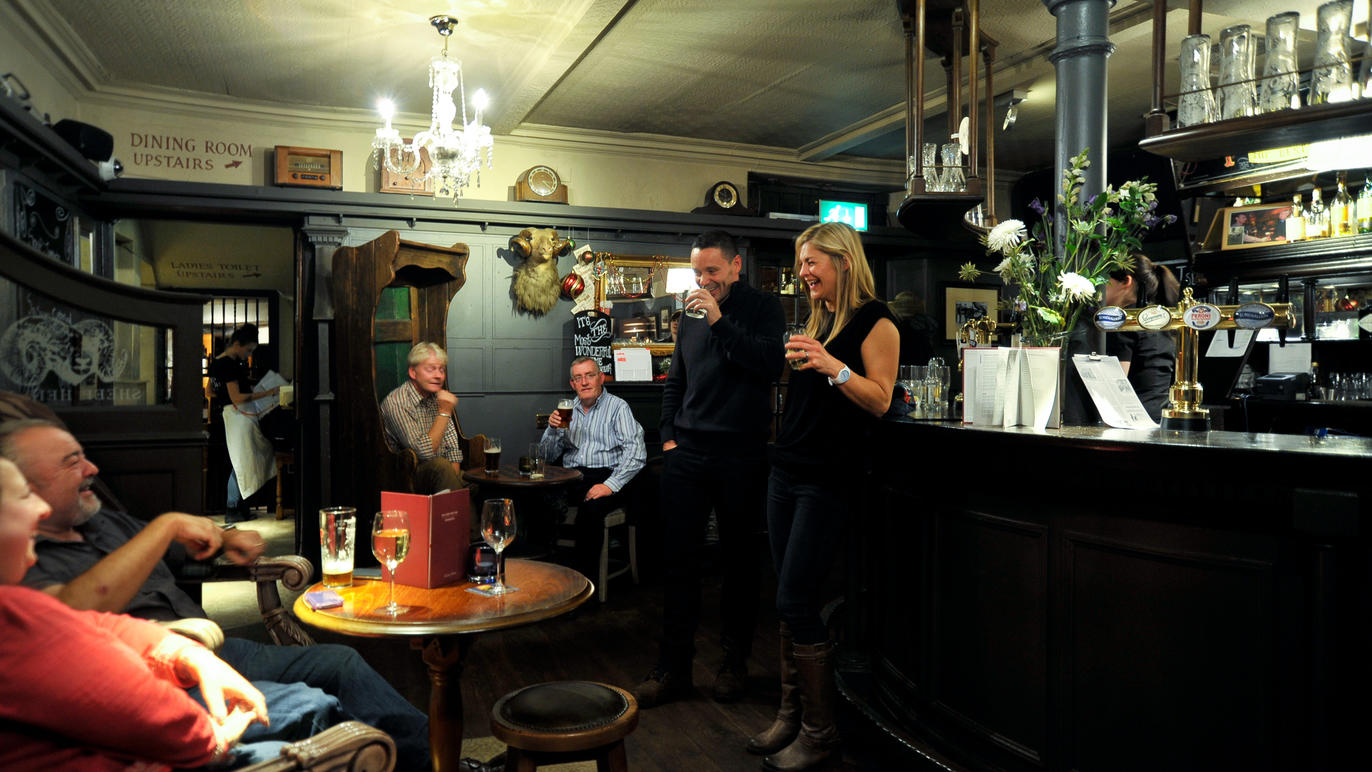 24 Best Pubs in Edinburgh Right Now