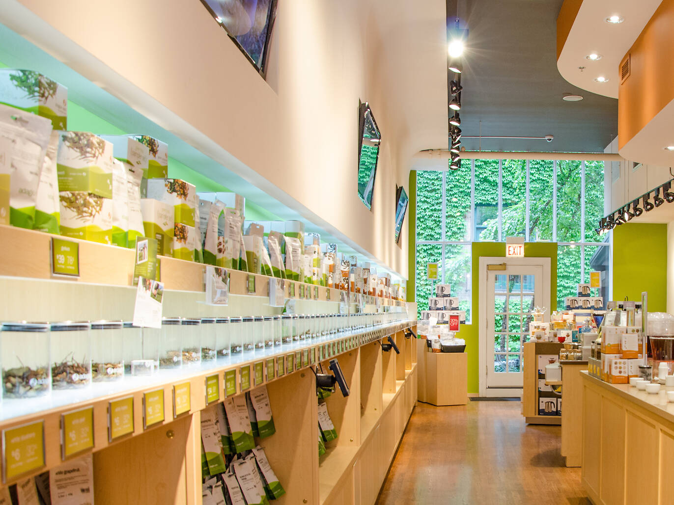 Tea shop guide: Where to buy oolong, teapots and more