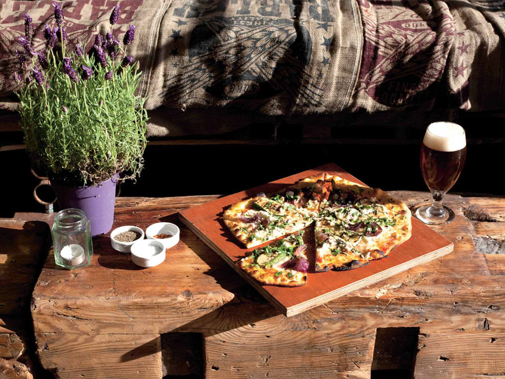 London’s Best Riverside Restaurants | 24 Waterside Wonders