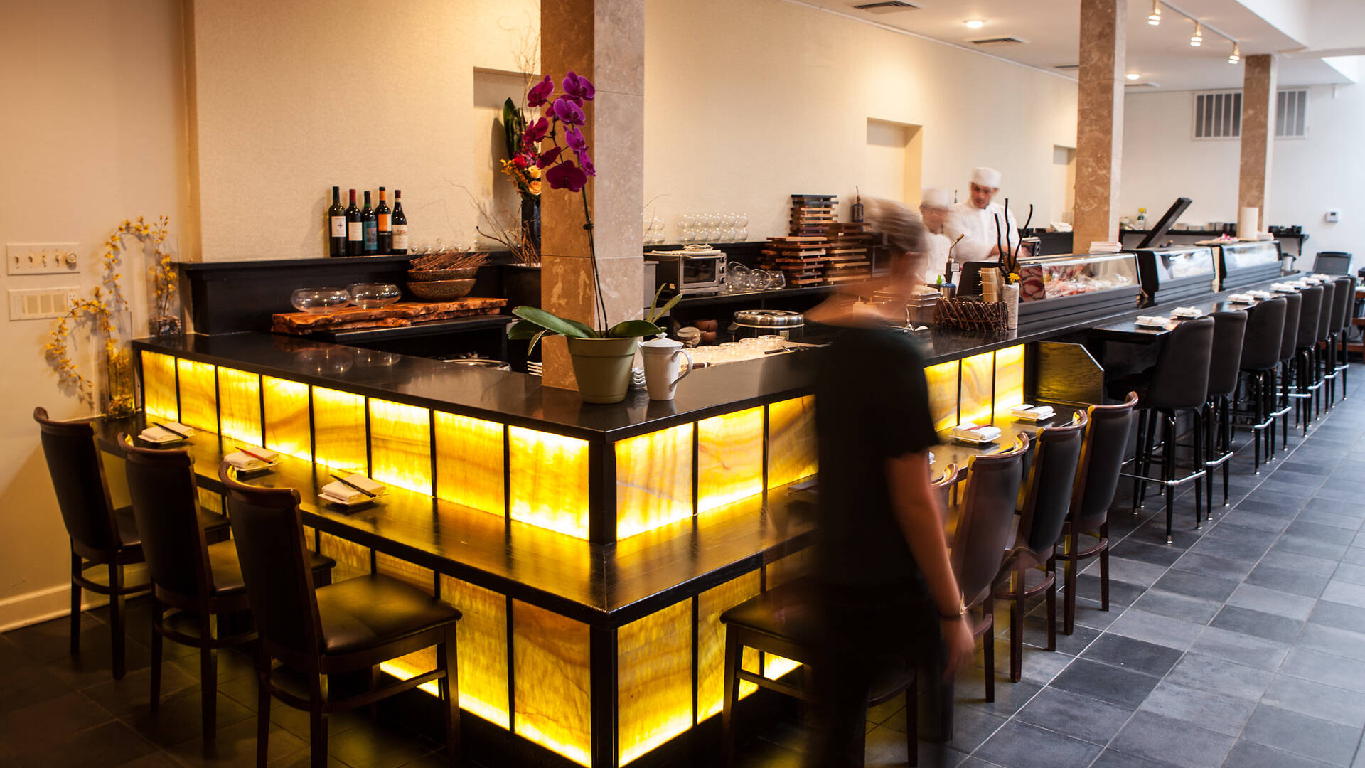 Juno | Restaurants in Sheffield & DePaul, Chicago