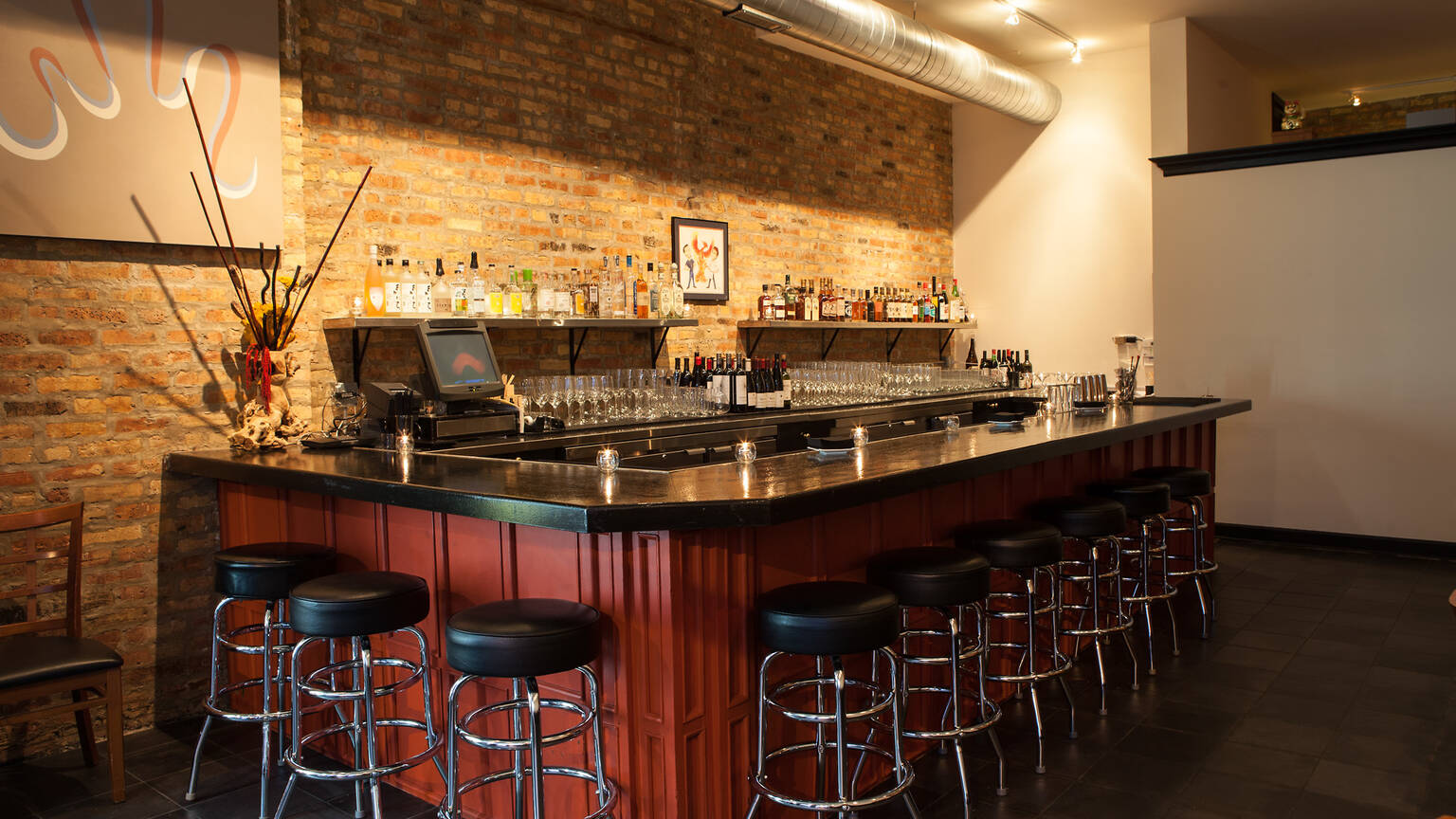 Juno | Restaurants in Sheffield & DePaul, Chicago