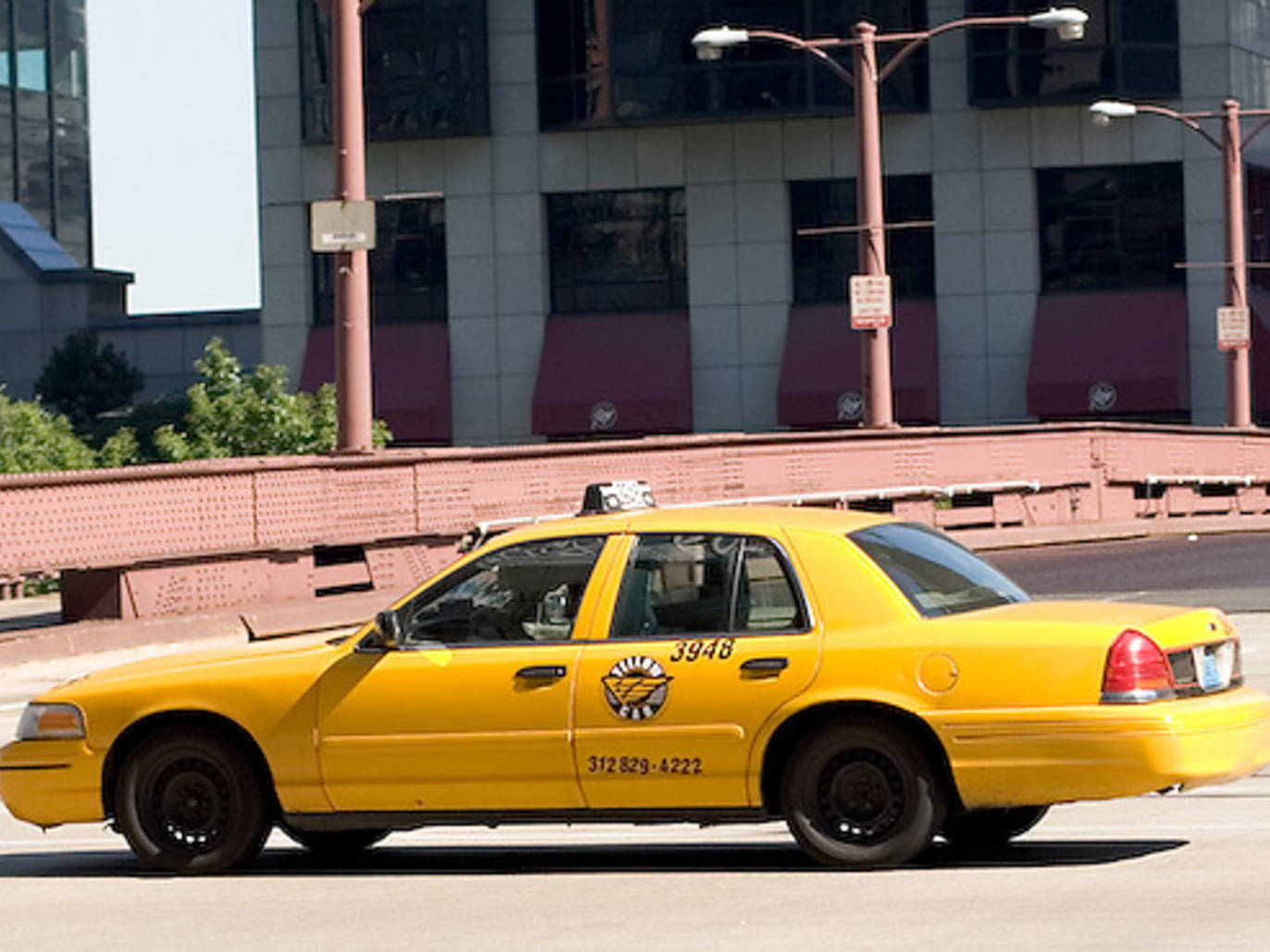 Essential Chicago transportation apps