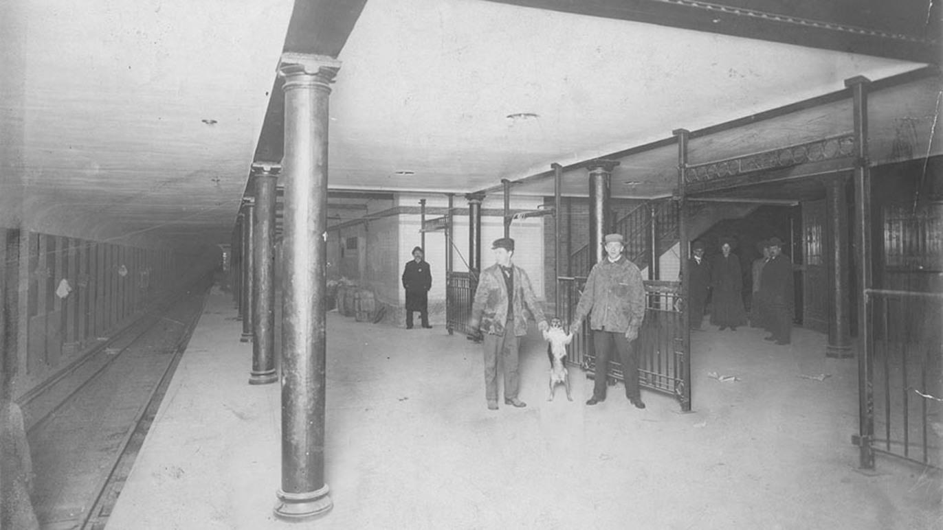 29 vintage photos from 110 years of the New York subway