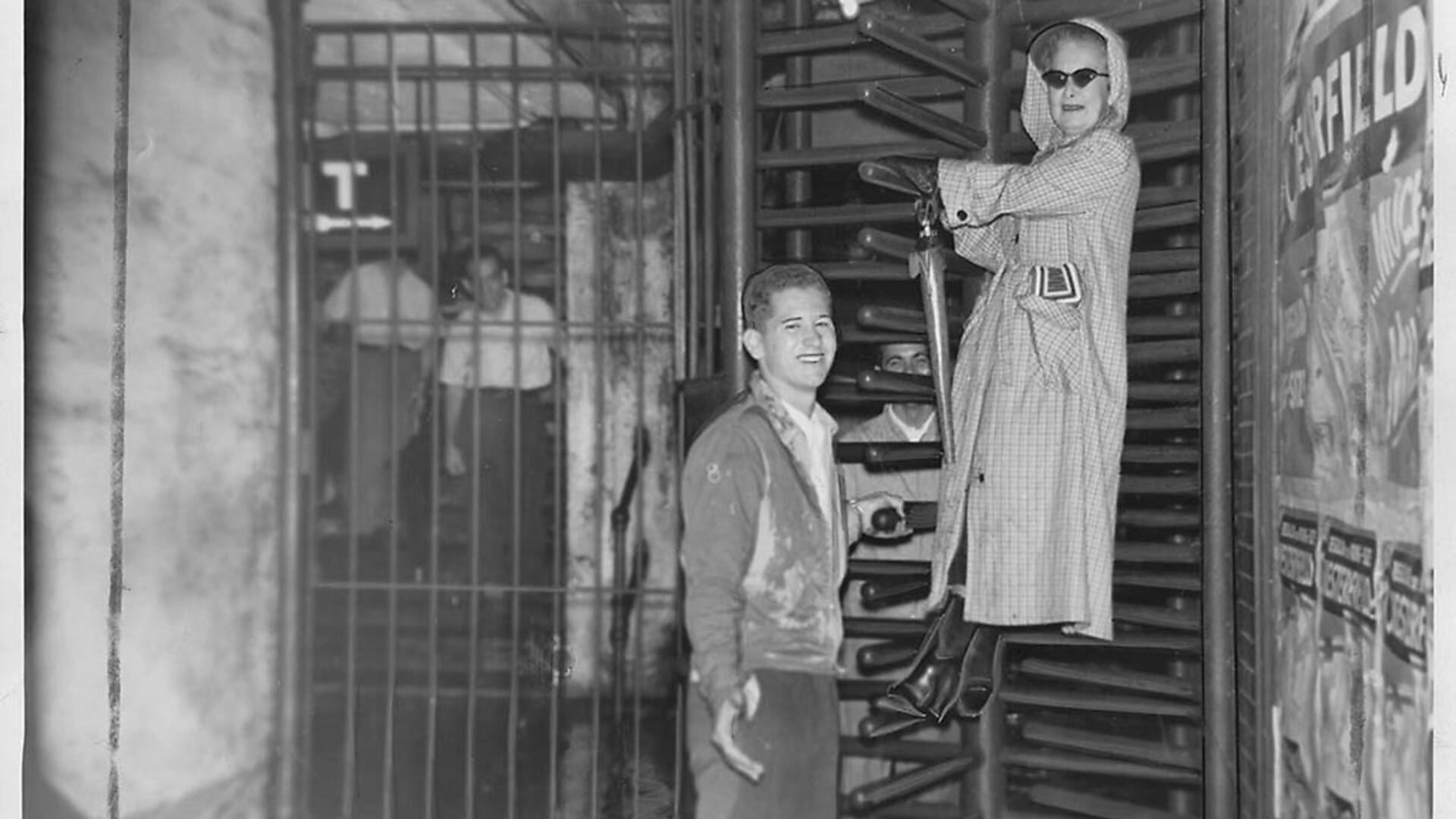 29 vintage photos from 110 years of the New York subway