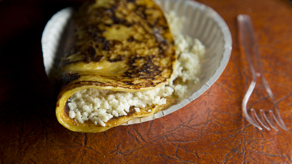 Guide to Smorgasburg 2017 in NYC, including vendors and best eats