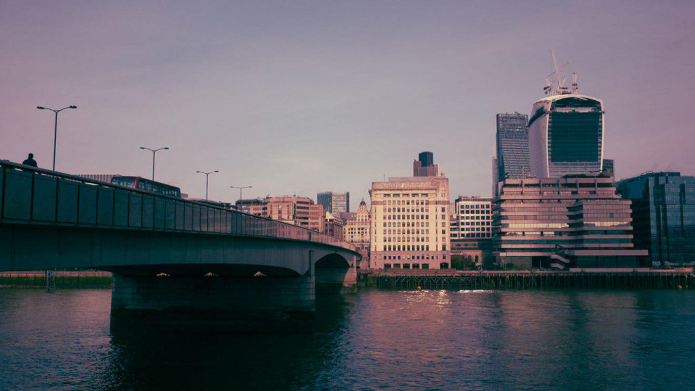 39 minimal photos of London architecture from Laura McGregor
