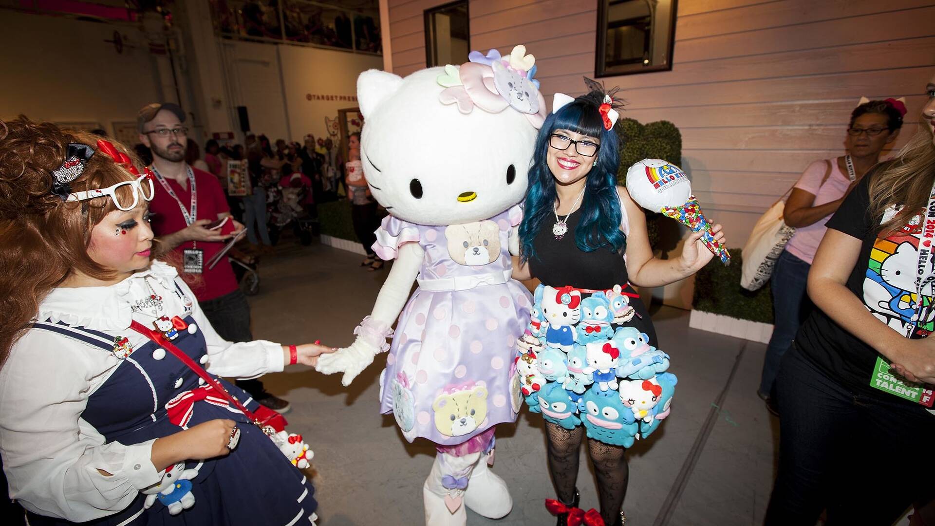 Hello Kitty Con 2014 (SLIDE SHOW)