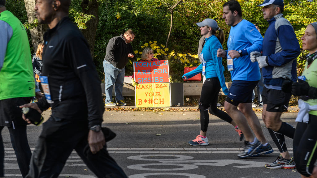 The 49 best signs from the 2014 New York City Marathon