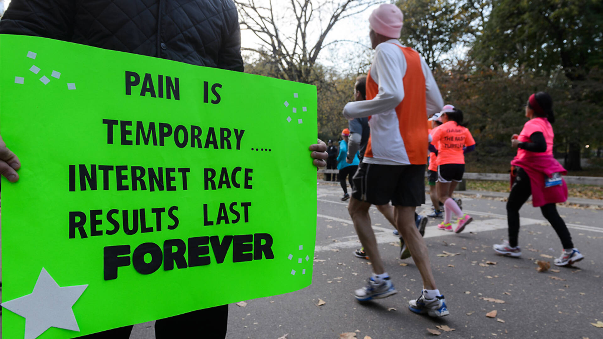 The funniest spectator signs from past marathons