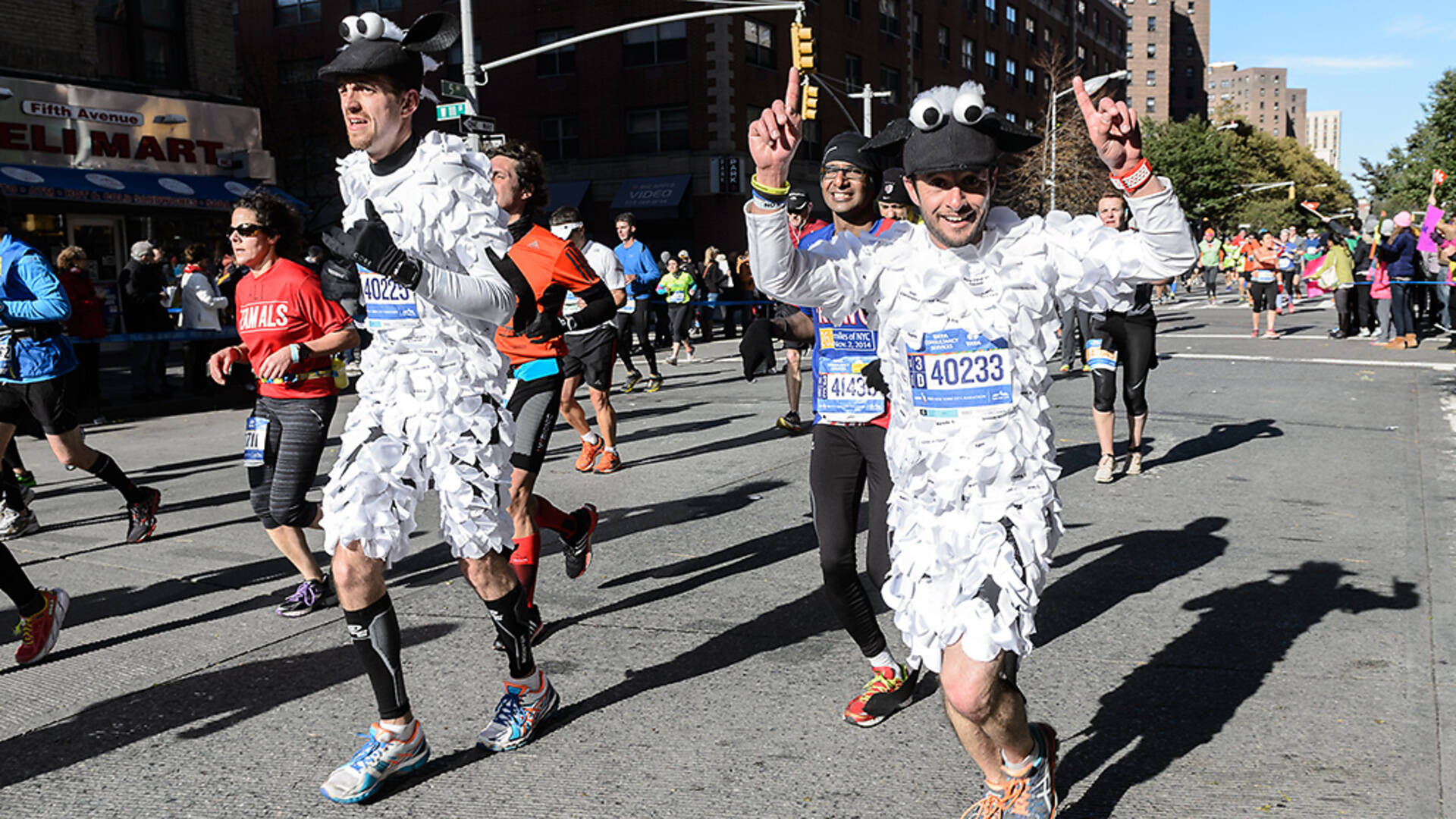 The 38 best costumes from the New York City Marathon