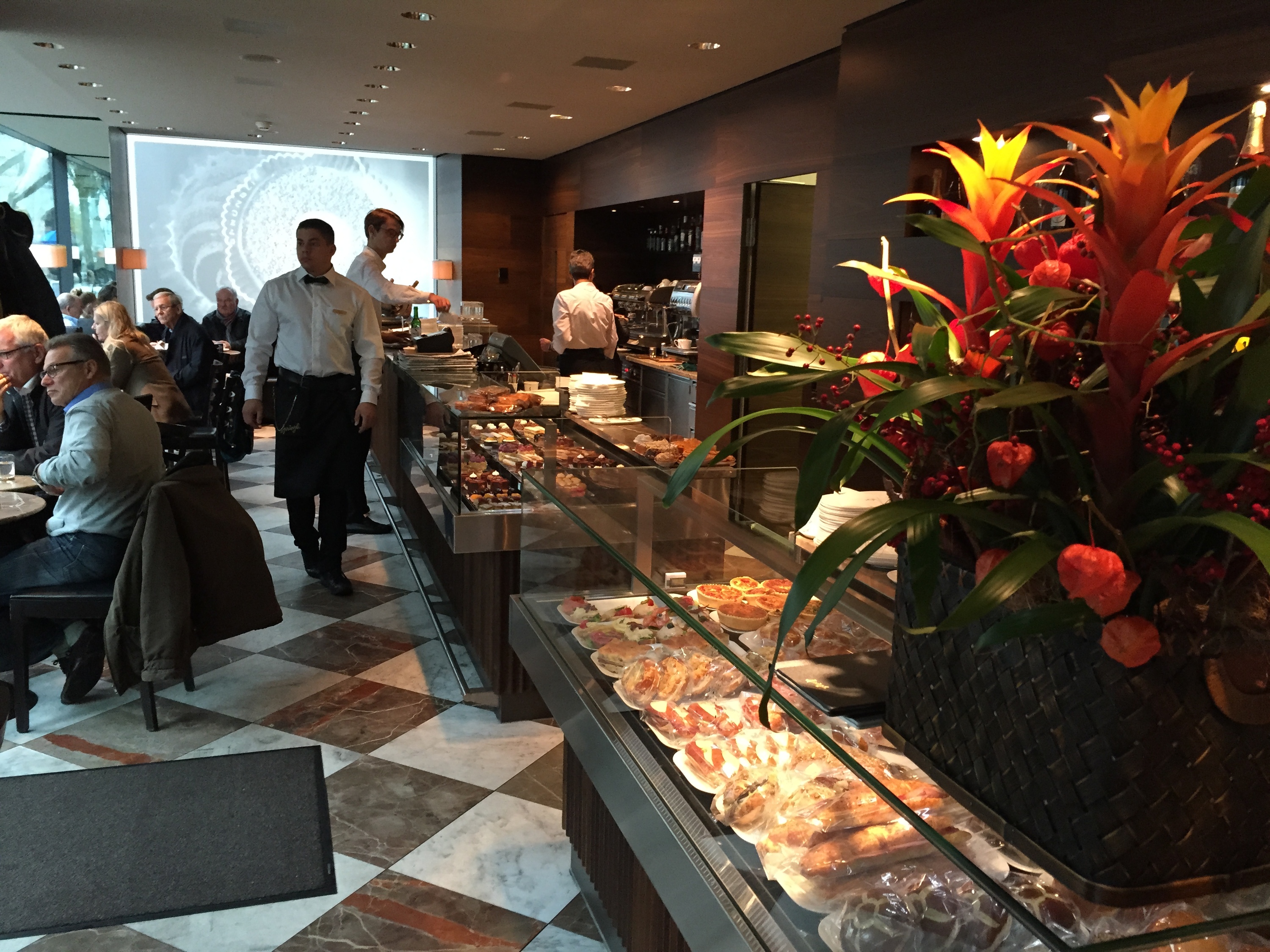 Sprüngli | Restaurants in City, Switzerland