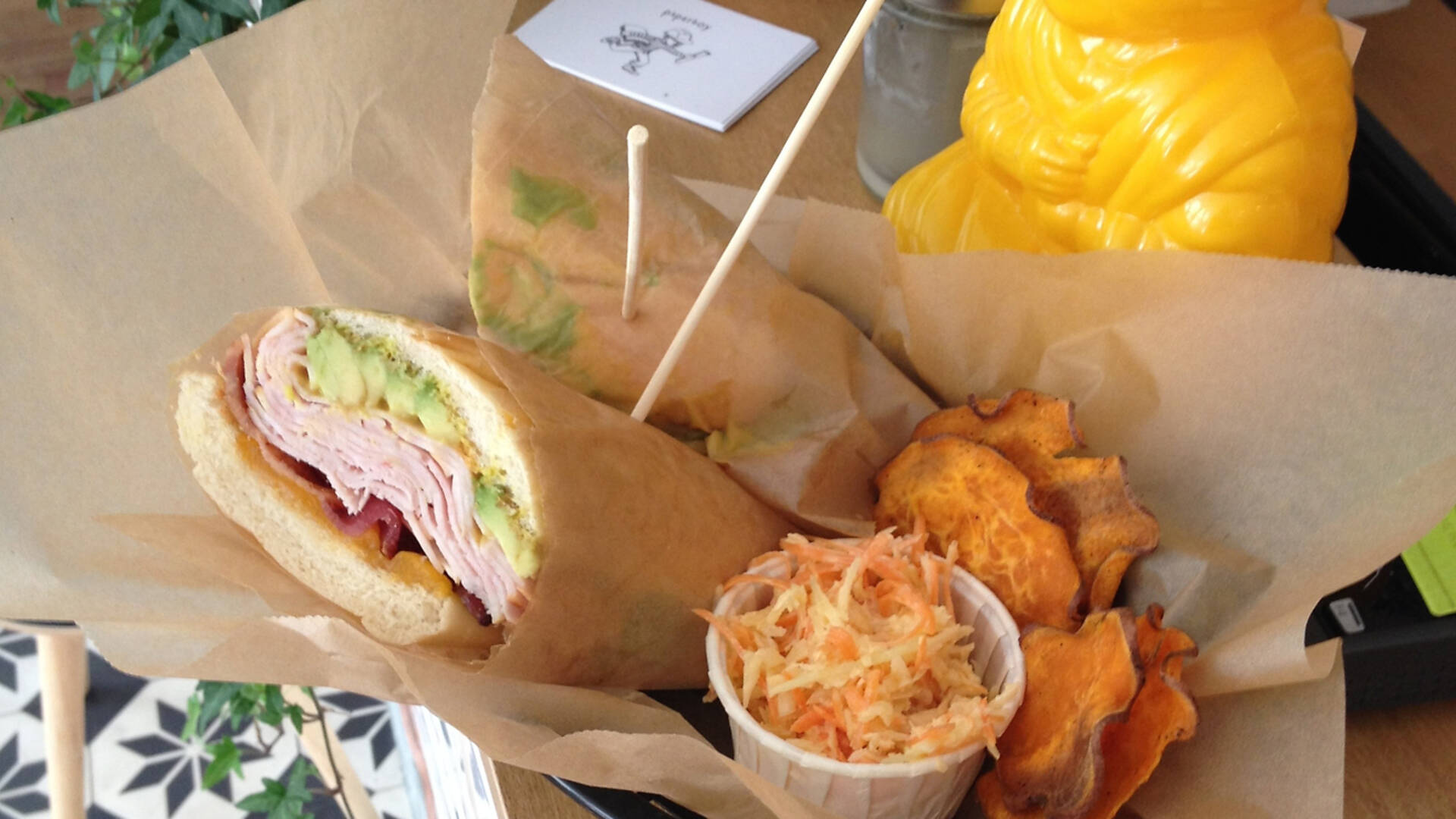 Paperboy | Restaurants in Folie-Méricourt, Paris