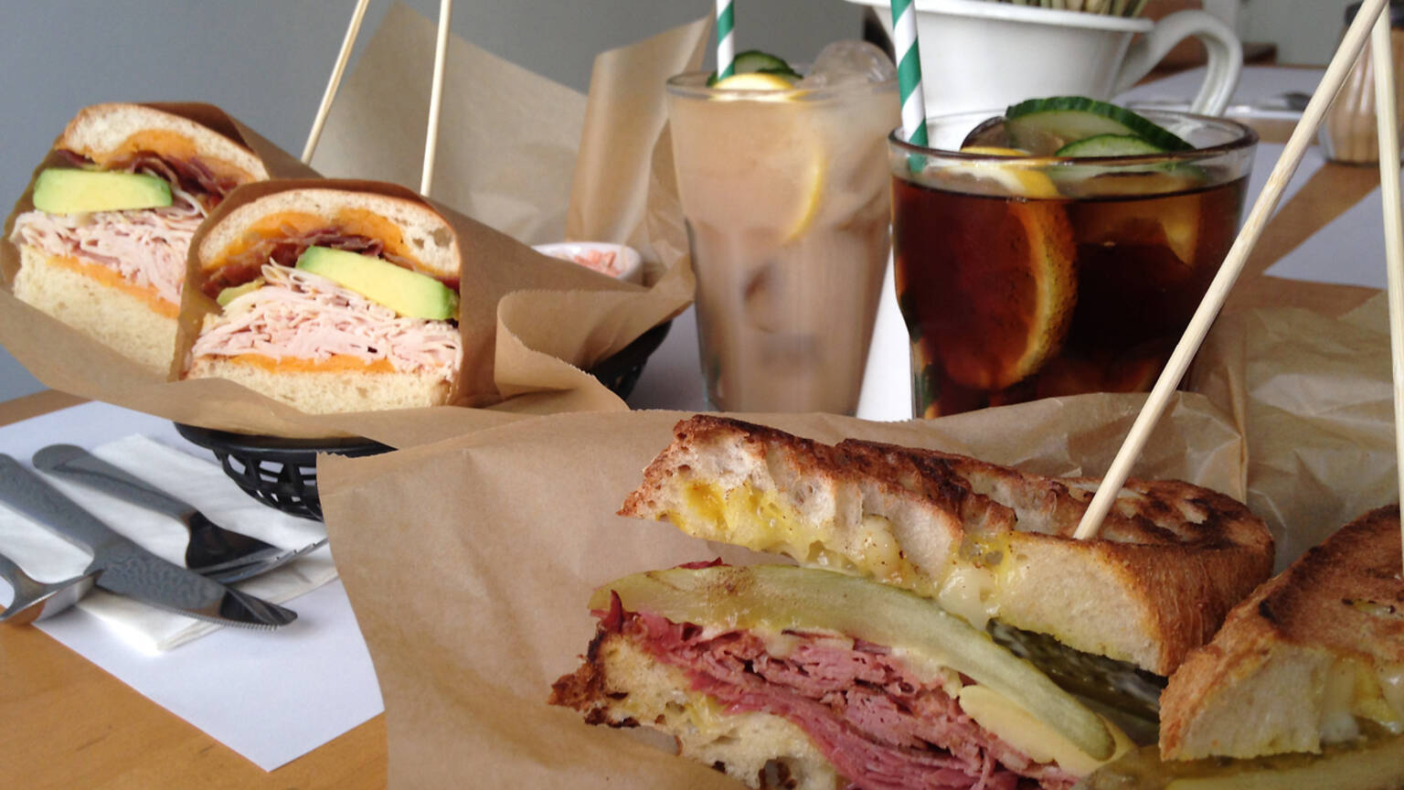 Paperboy | Restaurants in Folie-Méricourt, Paris