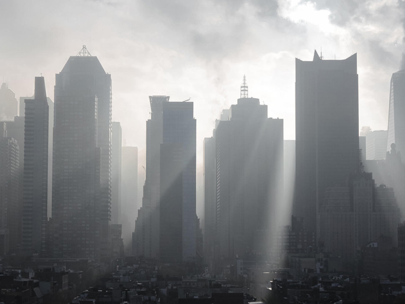 24 dazzling photos of NYC in the fog