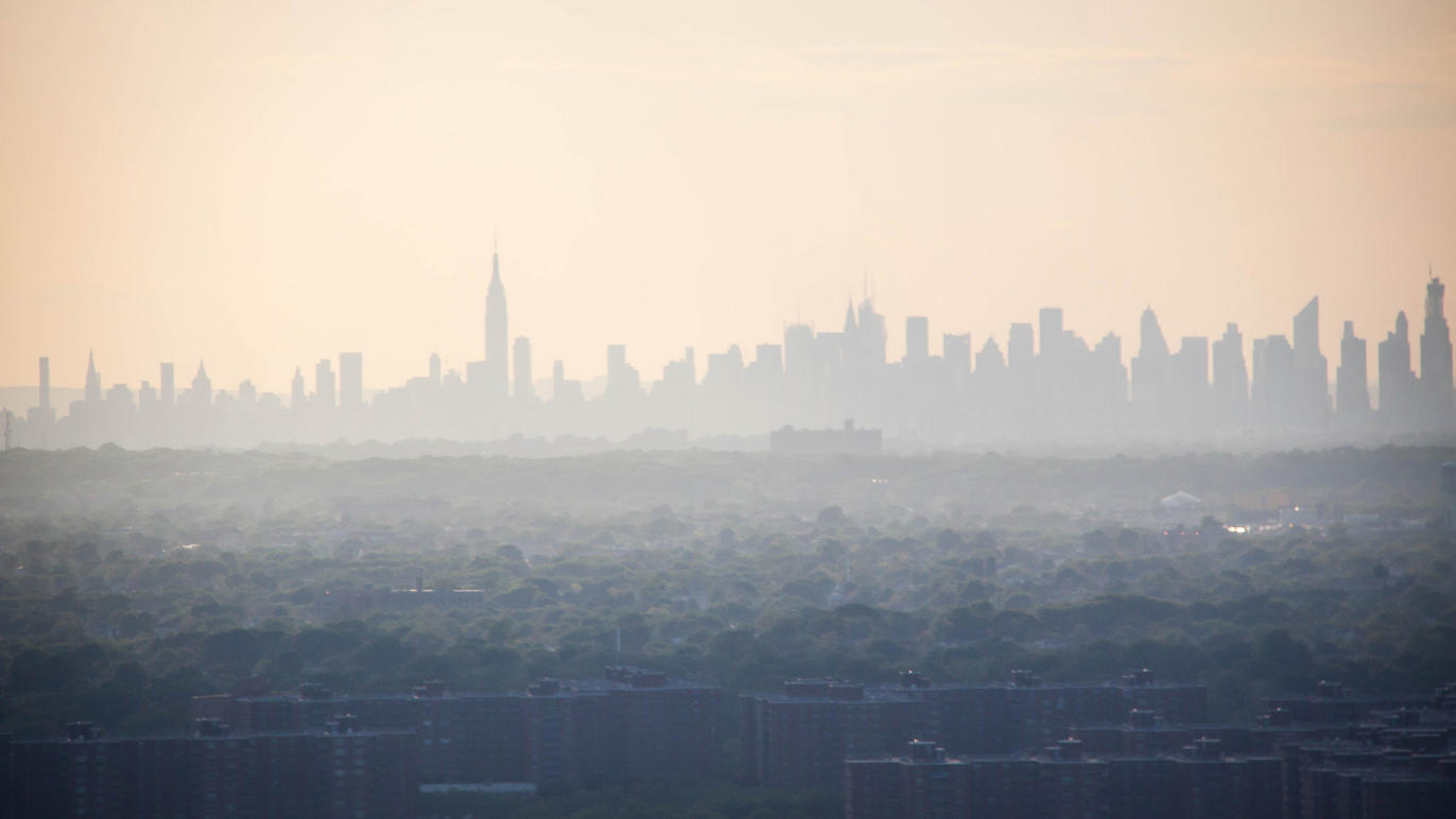 24 dazzling photos of NYC in the fog