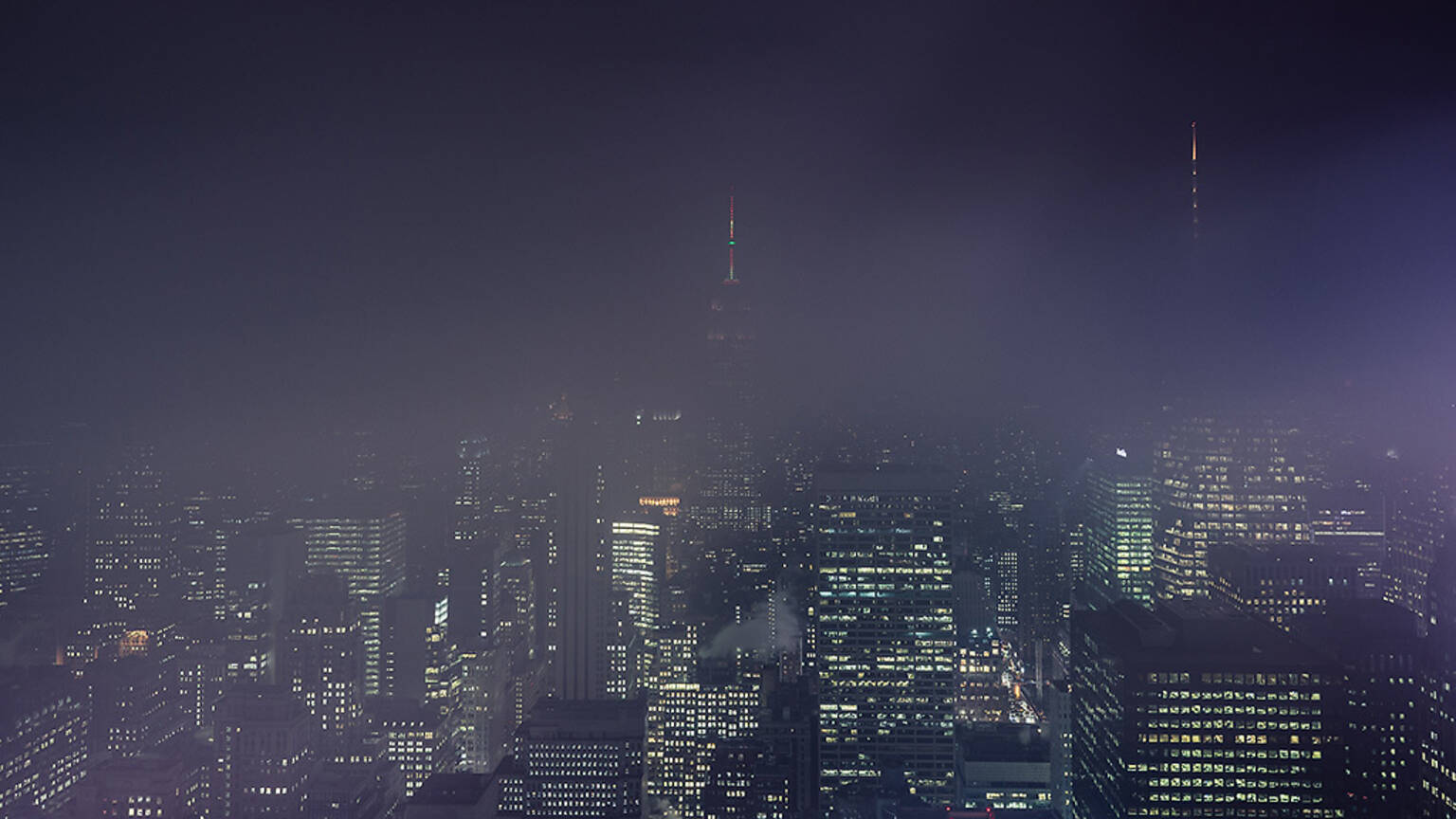 24 dazzling photos of NYC in the fog