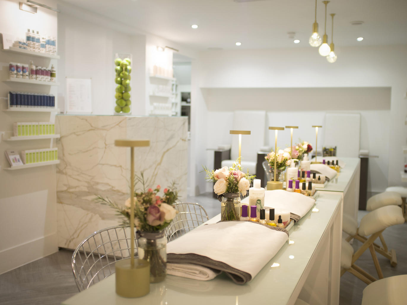 Best Manicures In London | 10 Mega London Manicures