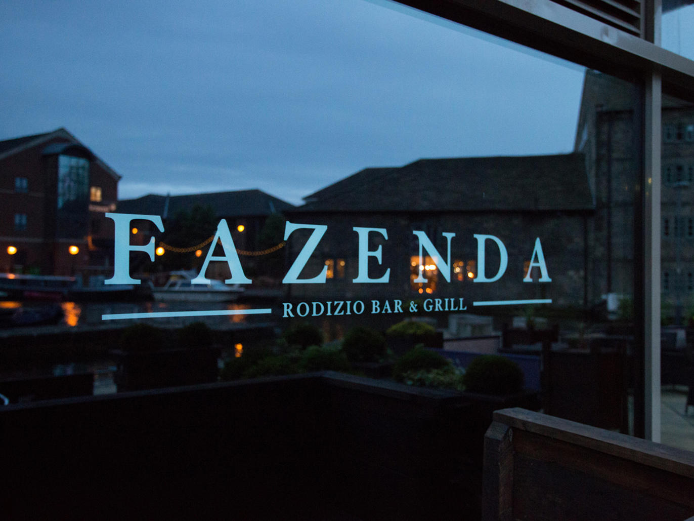 24 Best Restaurants in Leeds You Need To Try