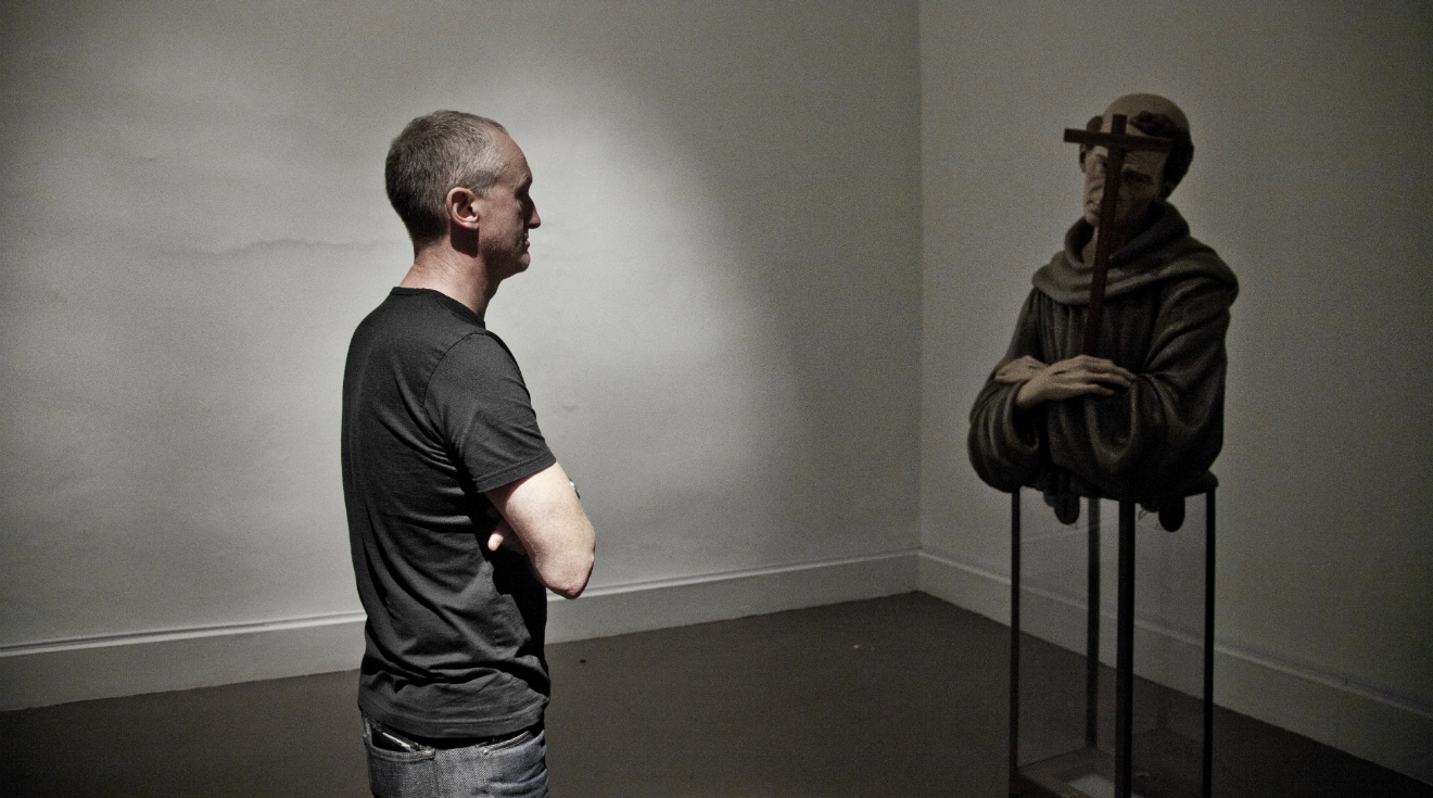 Entrevista con el artista Michael Landy