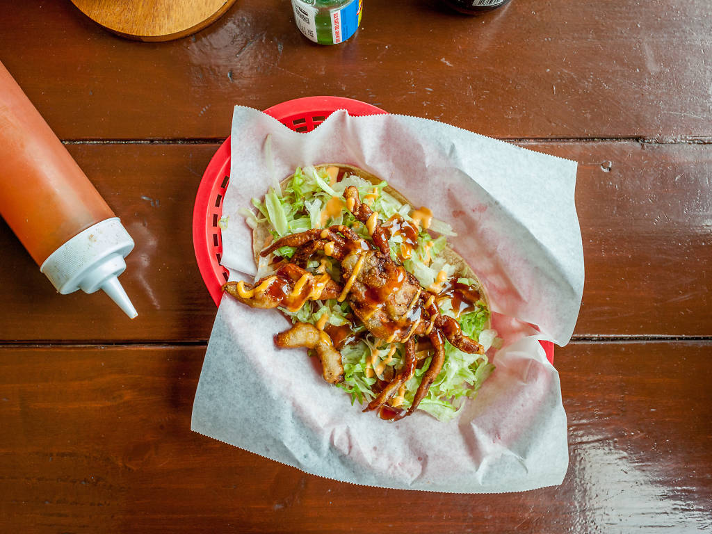 16 Best Seafood Restaurants in Chicago For Fish, Crab and Oysters