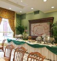 Parrot Cage | Restaurants in South Shore, Chicago