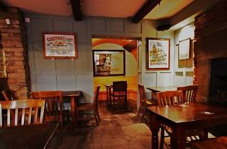 Kirkstall Bridge Inn | Bars and pubs in Leeds