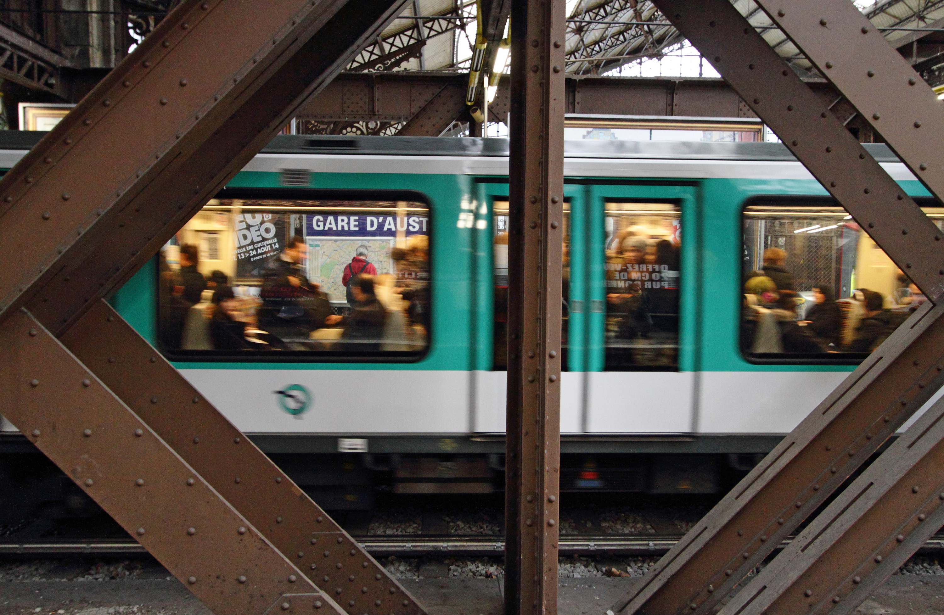La RATP installe du Wi-Fi gratuit dans le métro parisien